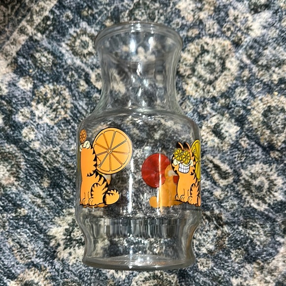 garfield | Kitchen | Garfield 7s Vintage Glass Juice Carafe With Orange ...